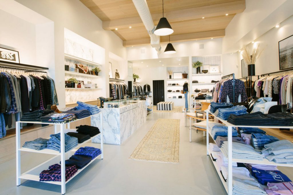 Fashion Powerhouse Elyse Walker Brings Her Casual-Luxe Closet Edit to ...