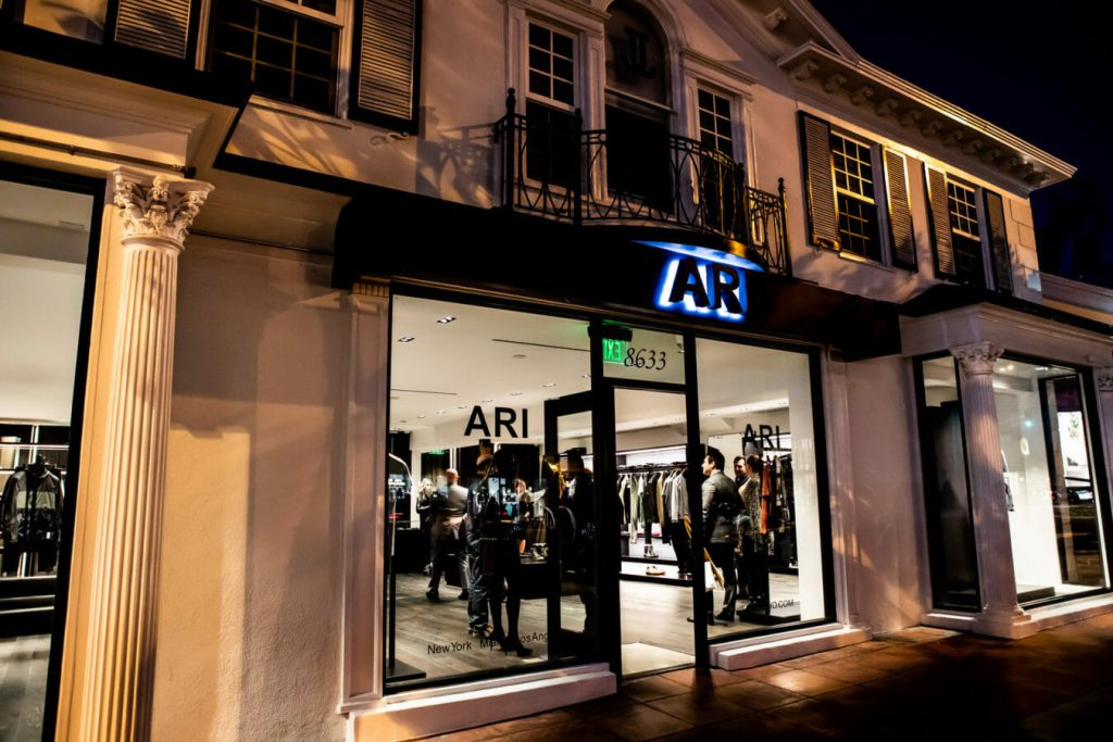 Ari’s First L.A. Store Brings Bespoke Men’s Suits, Cashmere, & More to ...