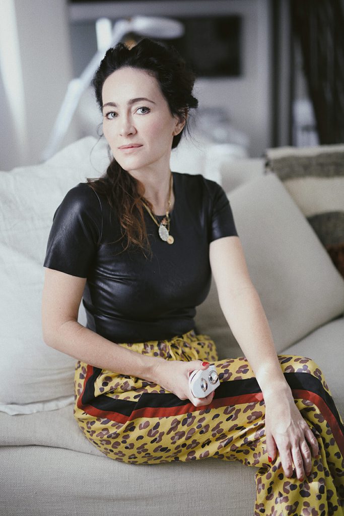 Jennifer Aniston-Faved Electric Esthetician Melanie Simon On Her ...