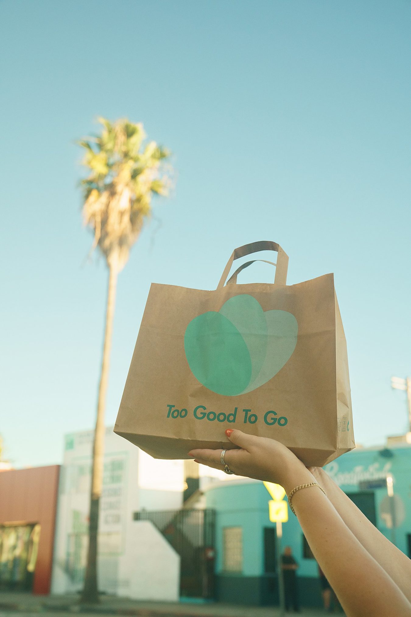 Too Good To Go Connects Angelenos With Surplus Food From Local ...
